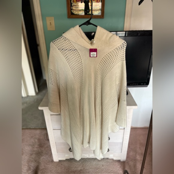 Other | One Size Fits All Thick Cream Colored Cover Up Shawl | Poshmark